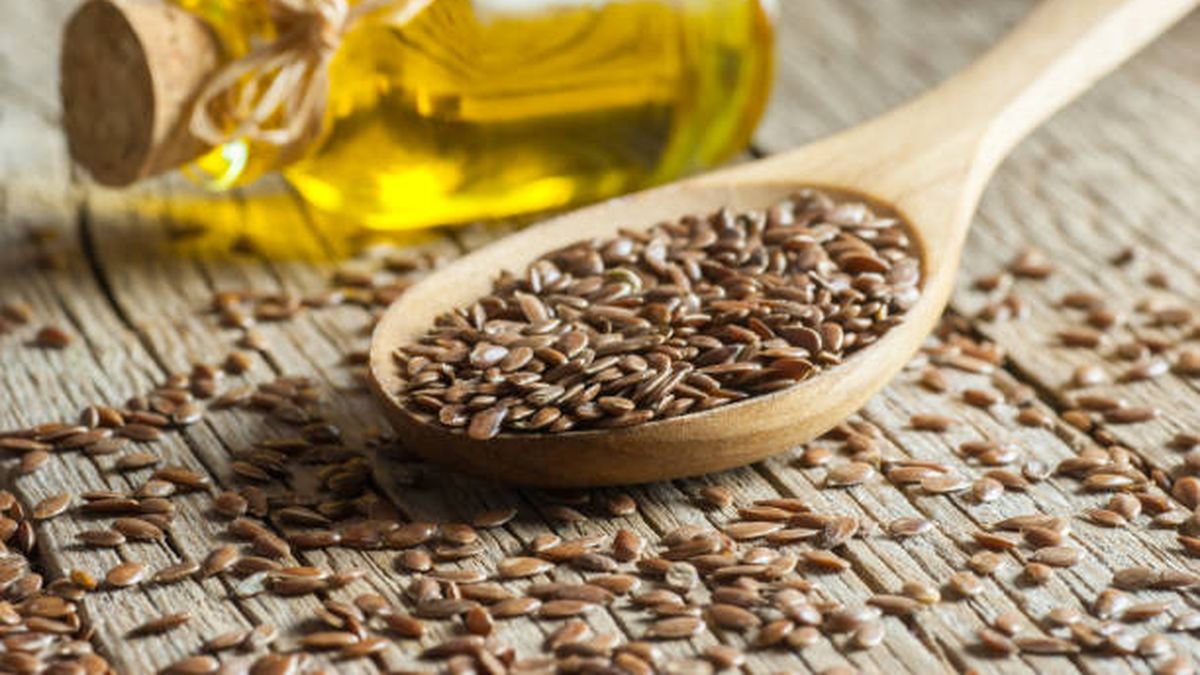 Semillas de lino, el superalimento con aporta más omega-3 que cualquier ...