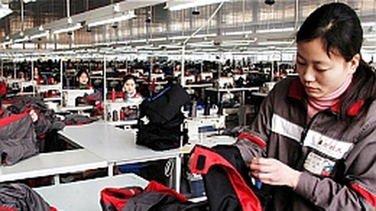 China modera su tasa de crecimiento para los próximos cuatro años