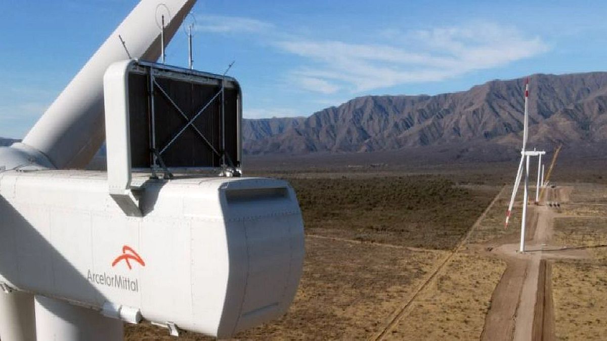 Comenzó a operar el parque eólico y solar San Luis Norte