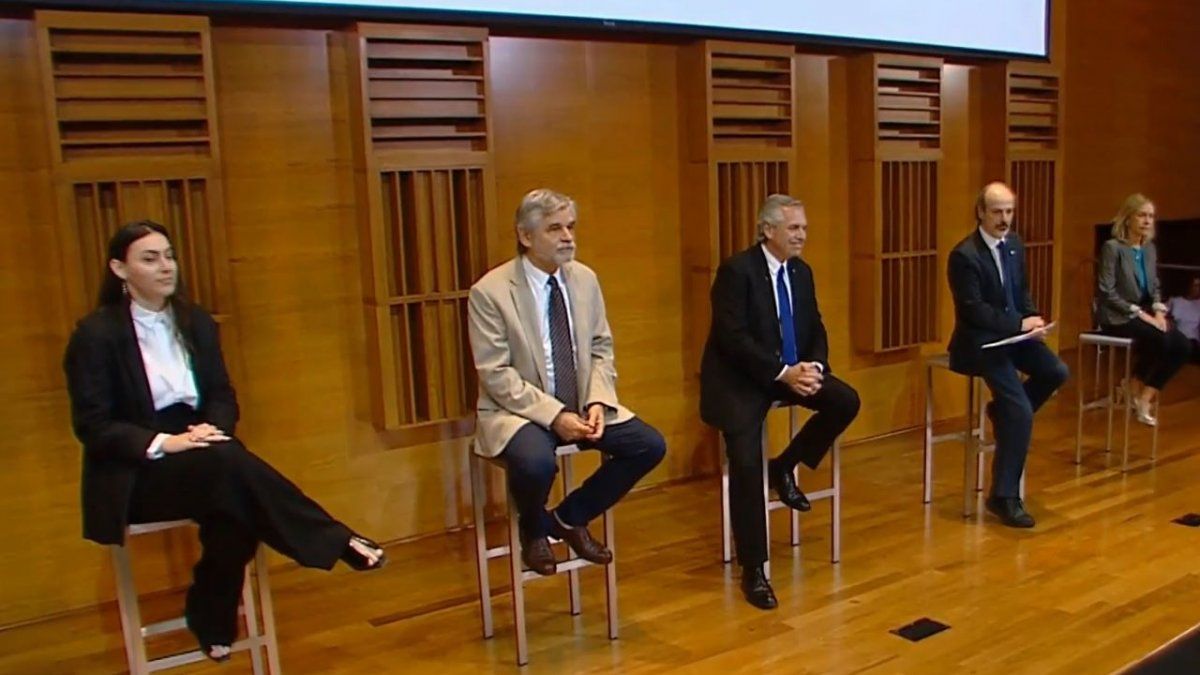 Alberto Fernández Aseguró Que El Futuro De Una Sociedad Depende Del