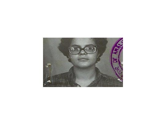 Brasil: vinculan a Dilma Rousseff con grupos armados