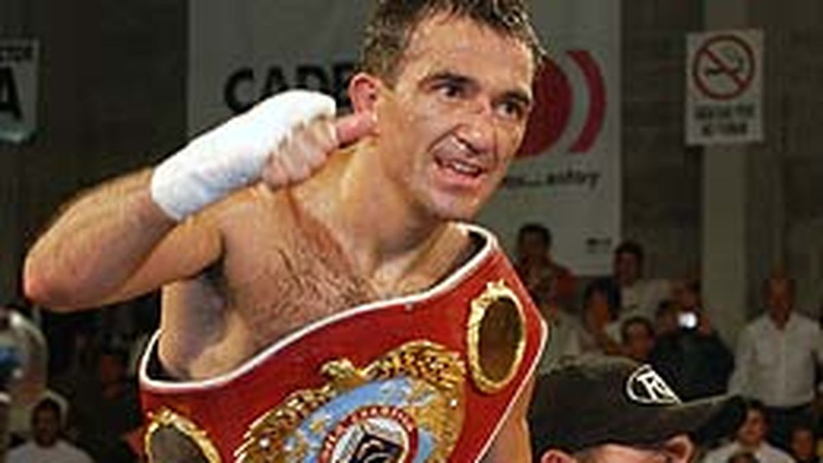 Narváez retuvo el título y superó a Monzón