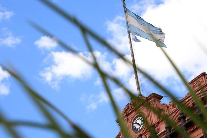 Empleo público: el Gobierno eliminó más de 41.142 cargos en un año y ...