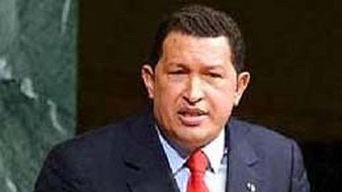 Estadio de fútbol libio llevará el nombre de Hugo Chávez