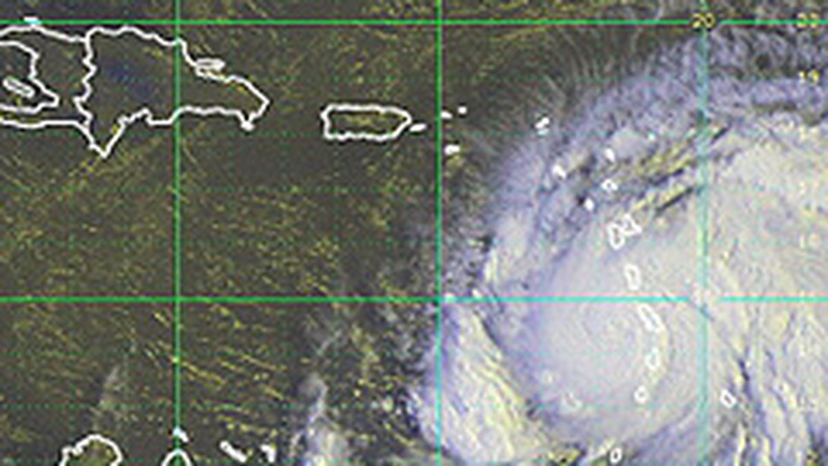 Alerta en el Caribe por la intensificación del huracán Dean