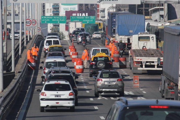 Primer día hábil de confinamiento estricto: demoras en los accesos