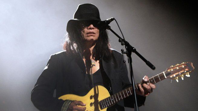 Murió Sixto Rodríguez, el músico que no sabia que era el ídolo de ...