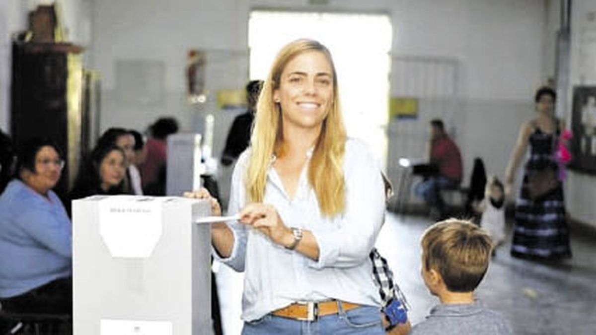 Peronista María Emilia Soria retuvo Gral. Roca