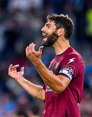 Importante gol de Federico Fazio en Italia