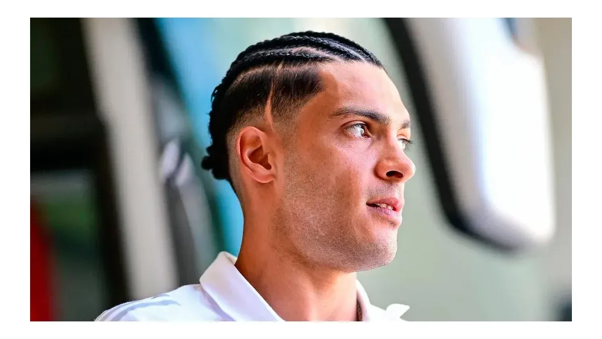 Así es el nuevo look de Raúl Jiménez para comenzar la próxima temporada ...