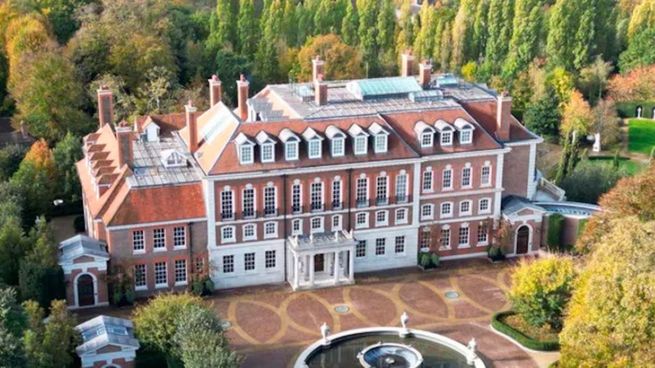 Es la segunda residencia más grande de Londres después del Palacio de ...