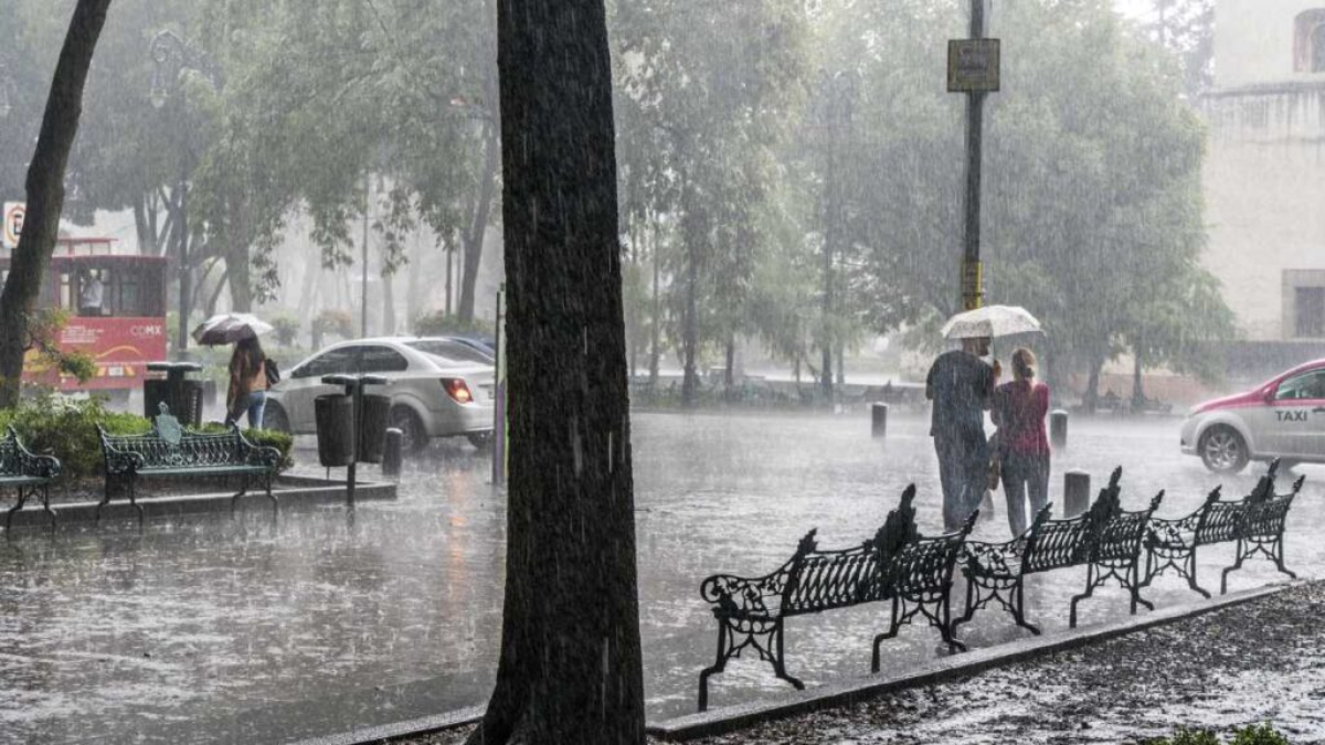TORMENTA NEGRA en CDMX: activan el ALERTA ROJA por LLUVIAS muy fuertes ...