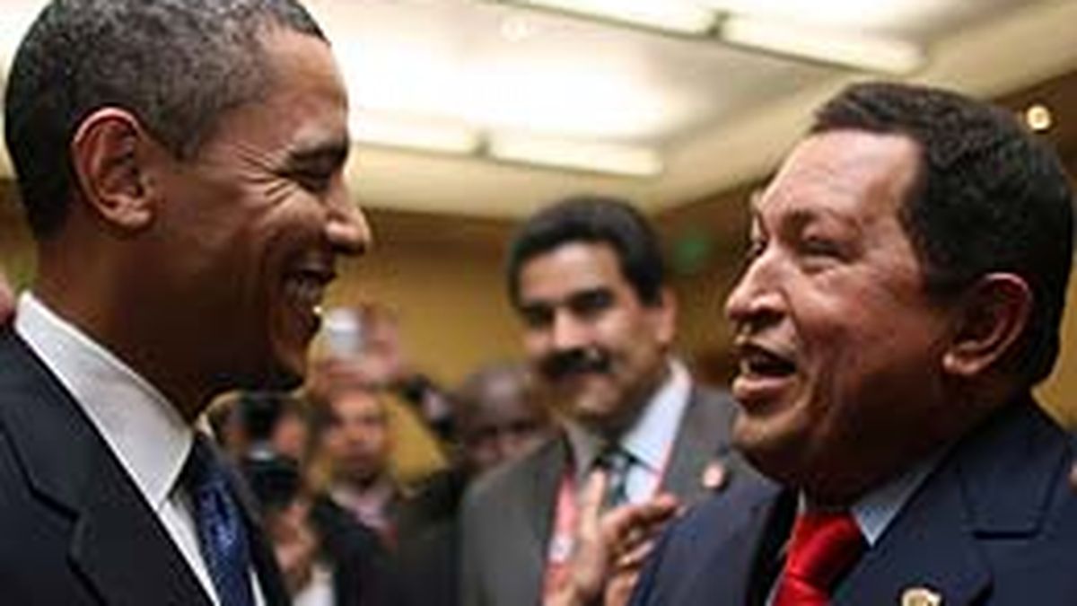 Chávez saludó a Obama y le dijo: Quiero ser tu amigo