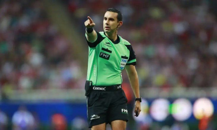 César Ramos encabeza la lista de los árbitros mexicanos que irán al ...