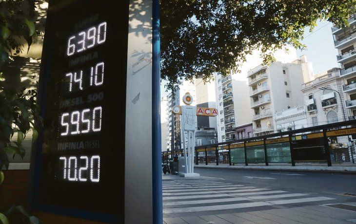 Combustibles: Axion y Shell suben los precios de las naftas y gasoil