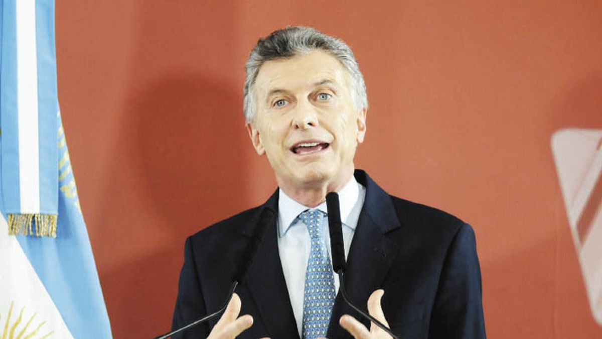 Mauricio Macri will teach a leadership course at the University of ...
