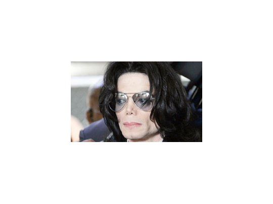 Michael Jackson tendría cáncer de piel