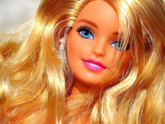 Barbie llega a Hollywood: ¿quién la interpretará?