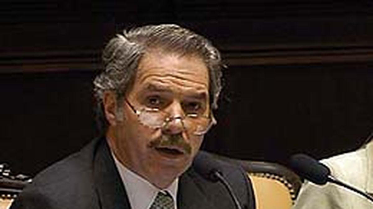 Solá pidió no exagerar sus conversaciones con Macri, en el marco de un ...