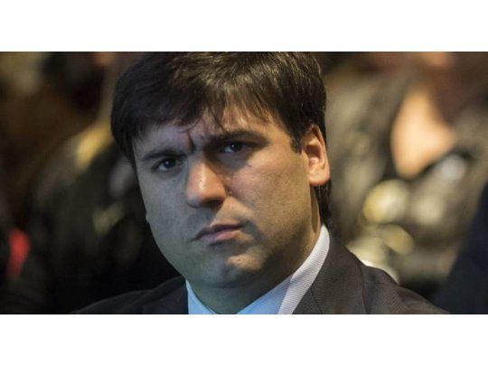 Éste es un momento para debatir, no para obedecer