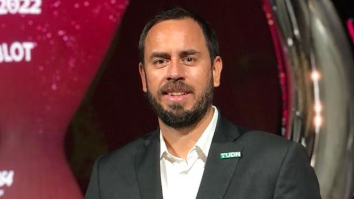 Bailey brews leaked videos she had straight black hair that