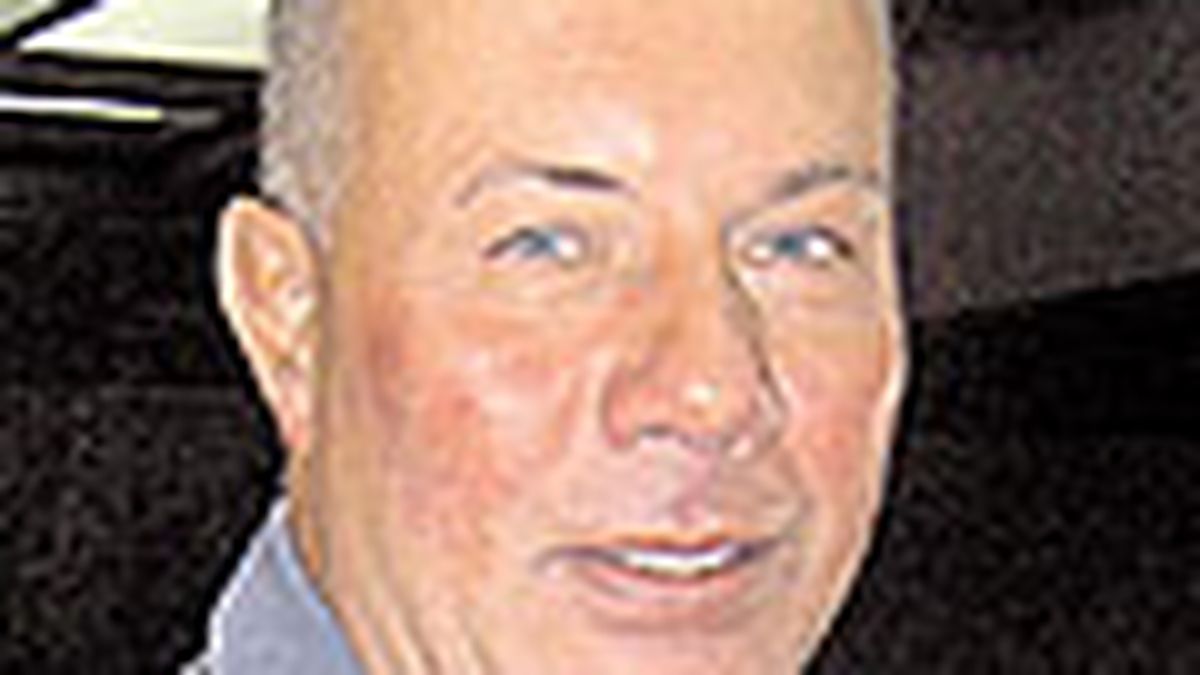 Con Elsa, autor alemán debuta en Buenos Aires