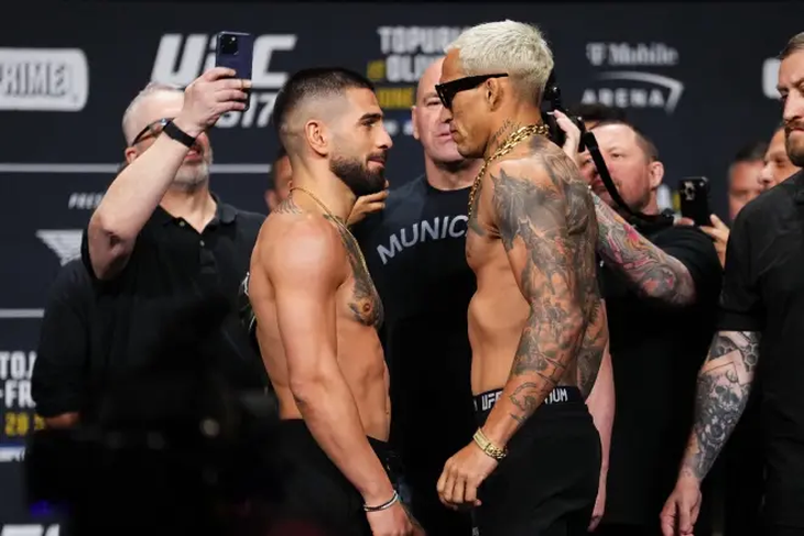 UFC: a qué hora pelean Ilia Topuria vs Charles Oliveira y dónde verlo