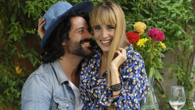 La actriz Georgia Viero llegó con su pareja a la Argentina para el ...