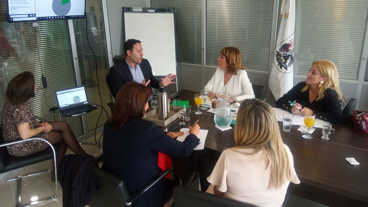 Presentaron Prometea, la inteligencia artificial porteña que es ...