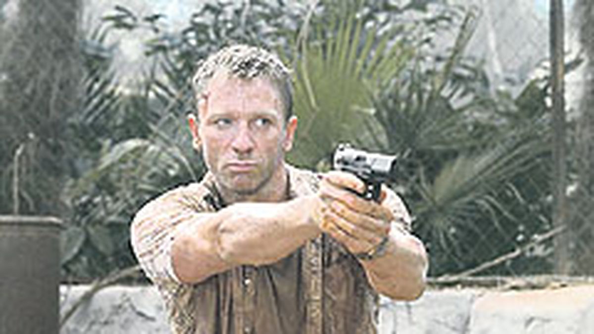 Escritor inglés continuará las aventuras de James Bond