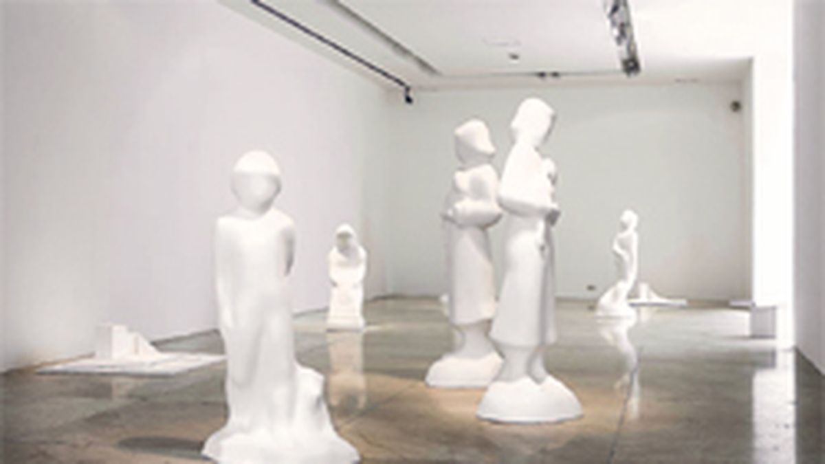 Elba Bairon subvierte la belleza clásica en obras fantasmales