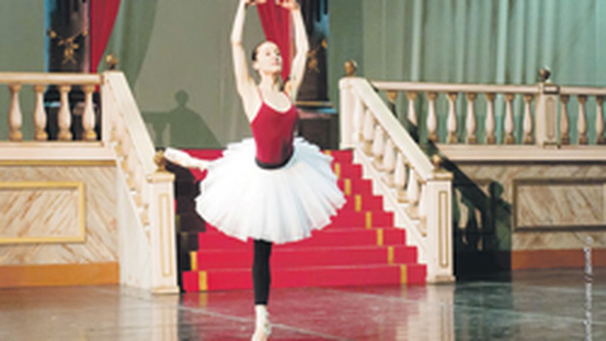 “El bailarín también debe ser actor para completarse”