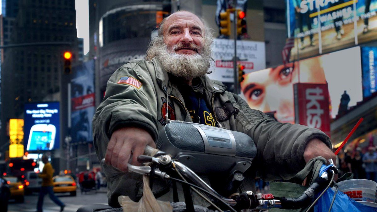 Participó en más de 300 películas y series: la historia de Radio Man ...