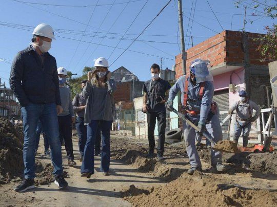 Malena Galmarini recorrió obras de AySA para más de 20 mil vecinos en Lomas de Zamora