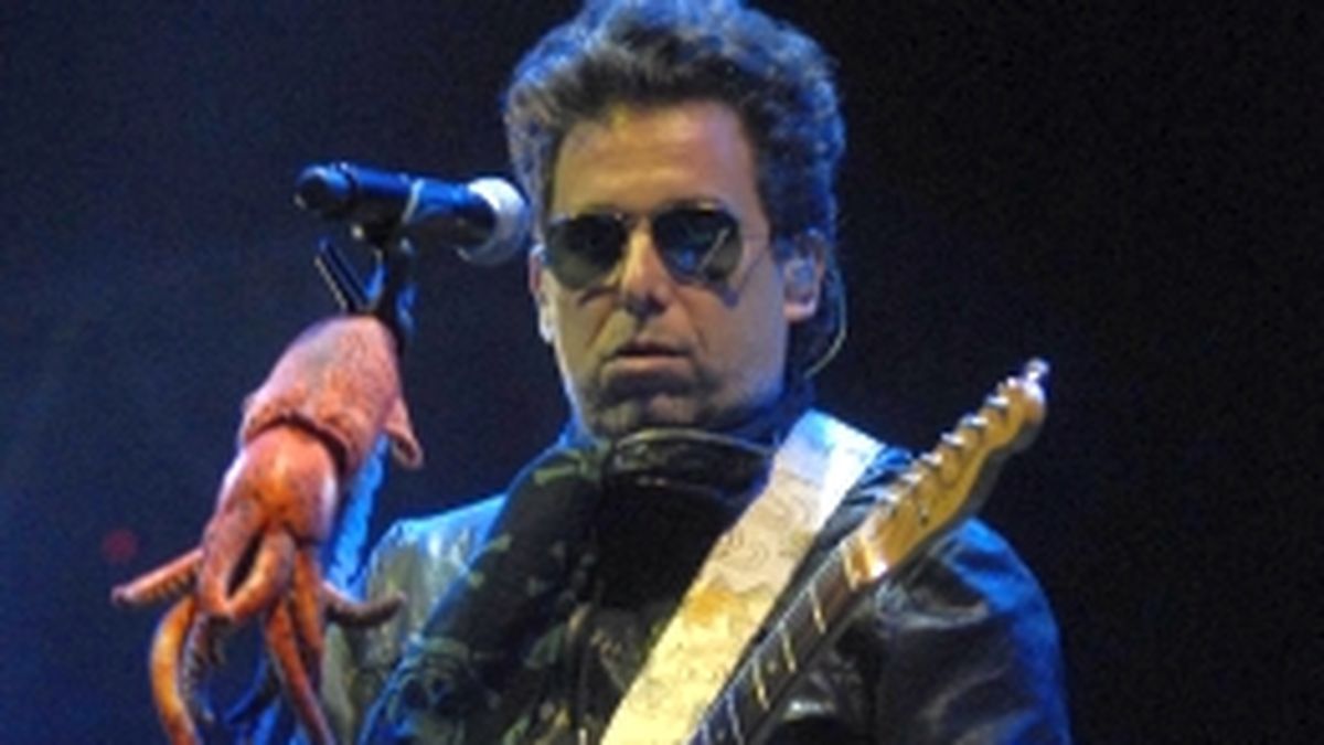 Para Calamaro la prensa es una carnicería