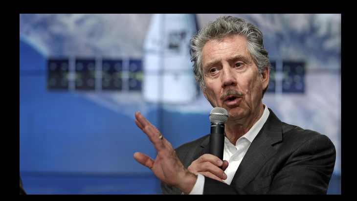 Prometió un millón de dólares a quien le resuelva una duda existencial ...