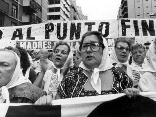 Madres de Plaza de Mayo: se cumplen 46 años de la primera ronda