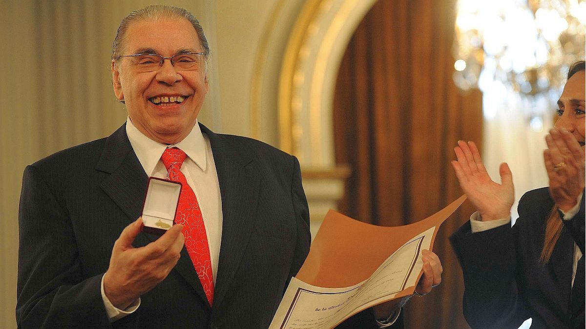 Un repaso por la gran vida de Enrique Pinti, el capocómico con 60 años ...