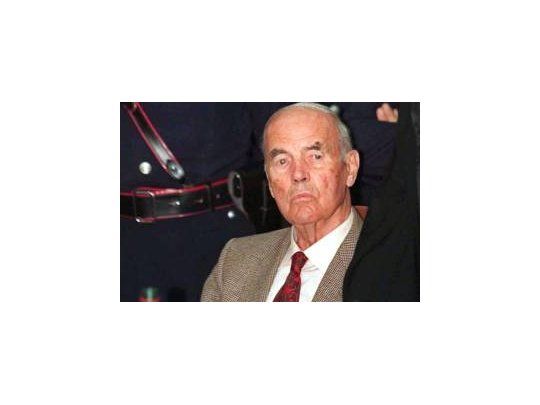 Polémica frase del hijo de Priebke: Por mí que lo entierren en Israel