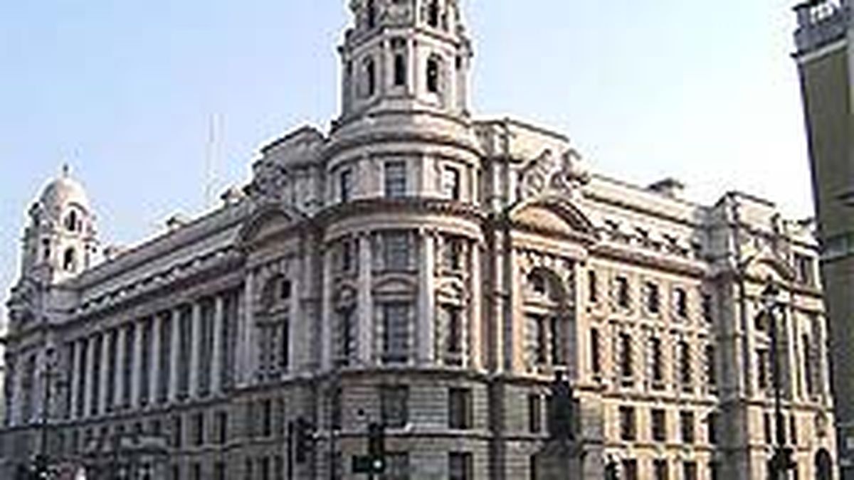 Venden histórico edificio donde Churchill dirigió la campaña de la ...