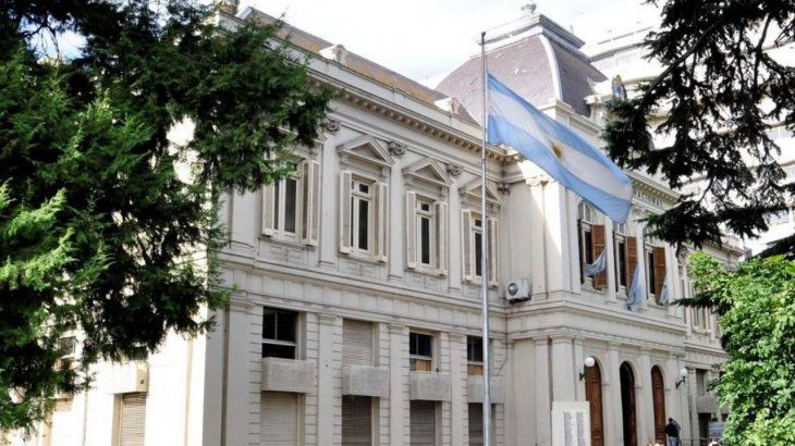 La Universidad Nacional de La Plata es la segunda mejor del país según ... La Universidad Nacional de La Plata es la segunda mejor del país según ...