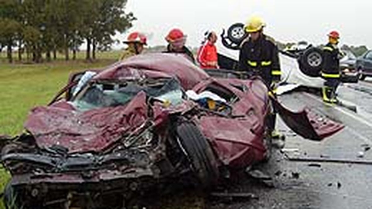 Rutas trágicas: al menos cinco víctimas por diversos accidentes