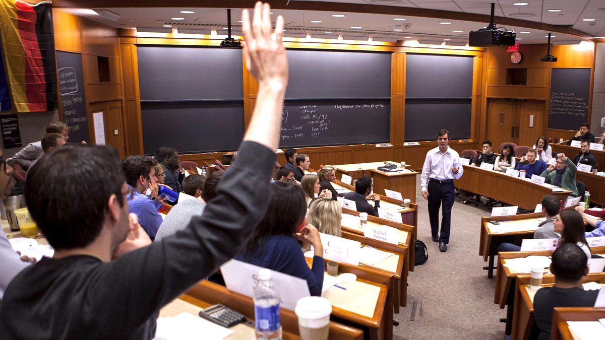Los diez mejores cursos gratuitos para hacer en Harvard siendo latino