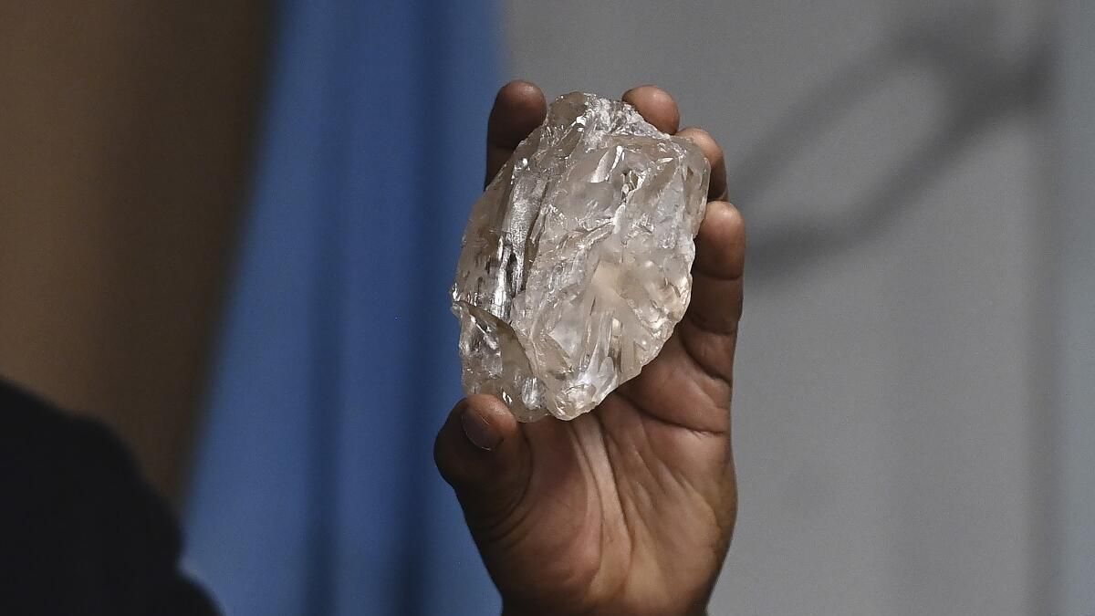 Encuentran en África el segundo diamante más grande de la historia