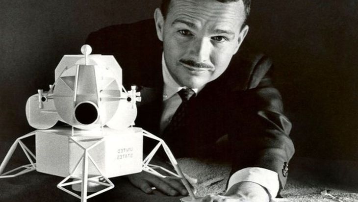 La historia de Eugene Shoemaker, el único ser humano enterrado en la Luna