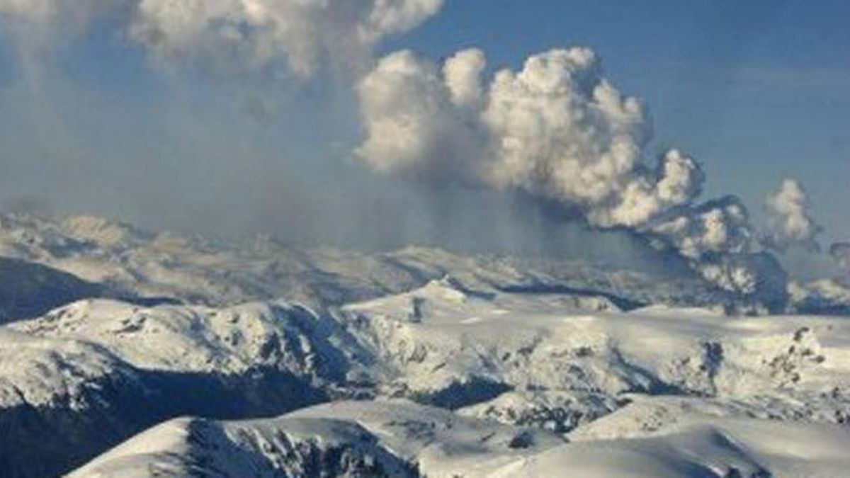 Chile declaró alerta amarilla por el volcán Hudson, que en 1991 causó ...