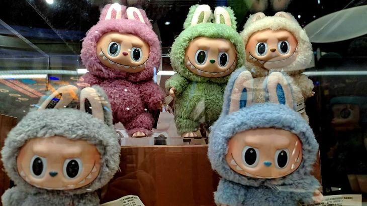 Los Labubus pierden furor: Pop Mart sufre una caída tras una rebaja de calificación de J.P. Morgan