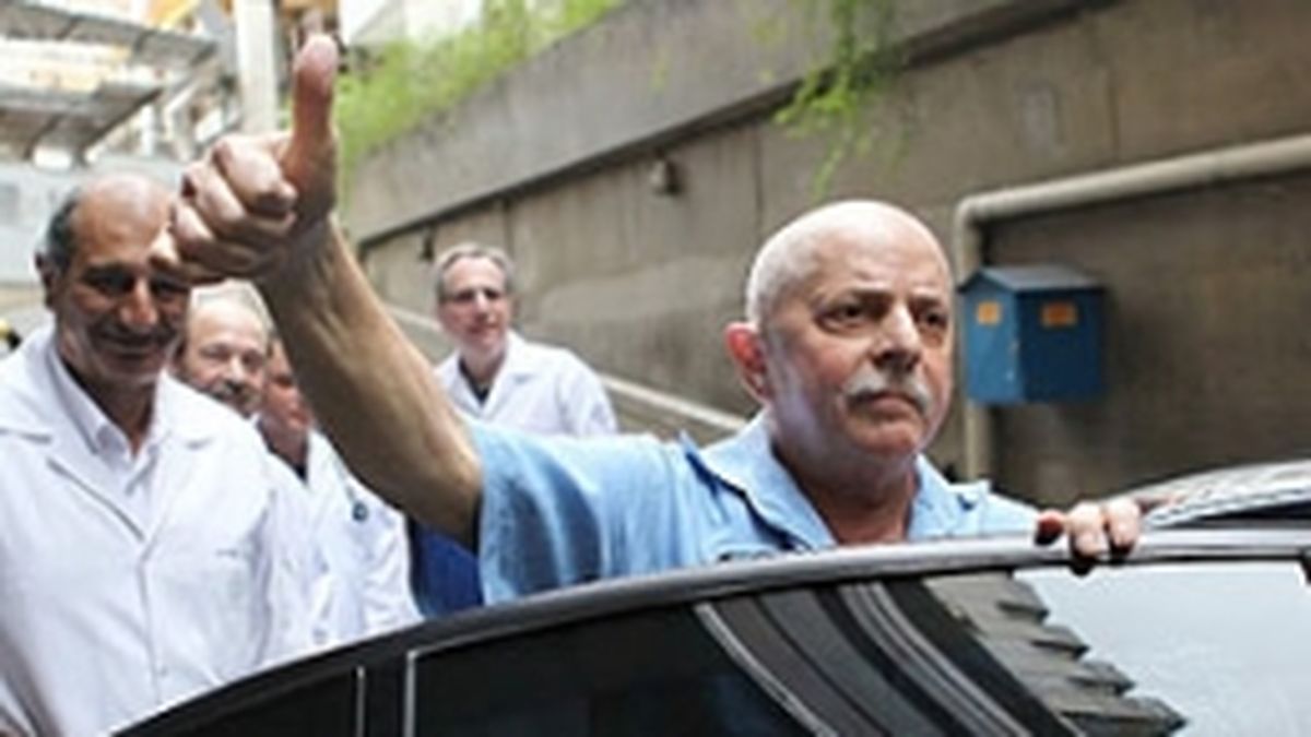 Lula fue dado de alta tras estar una semana internado por neumonía