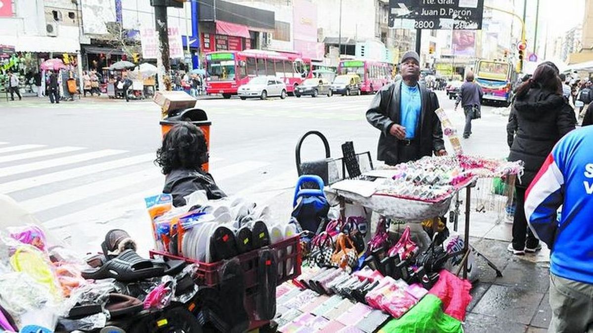 Vendedores ambulantes de Once reclaman mesa de diálogo al Gobierno porteño