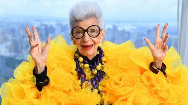 Murió Iris Apfel, la icónica diseñadora de modas estadounidense